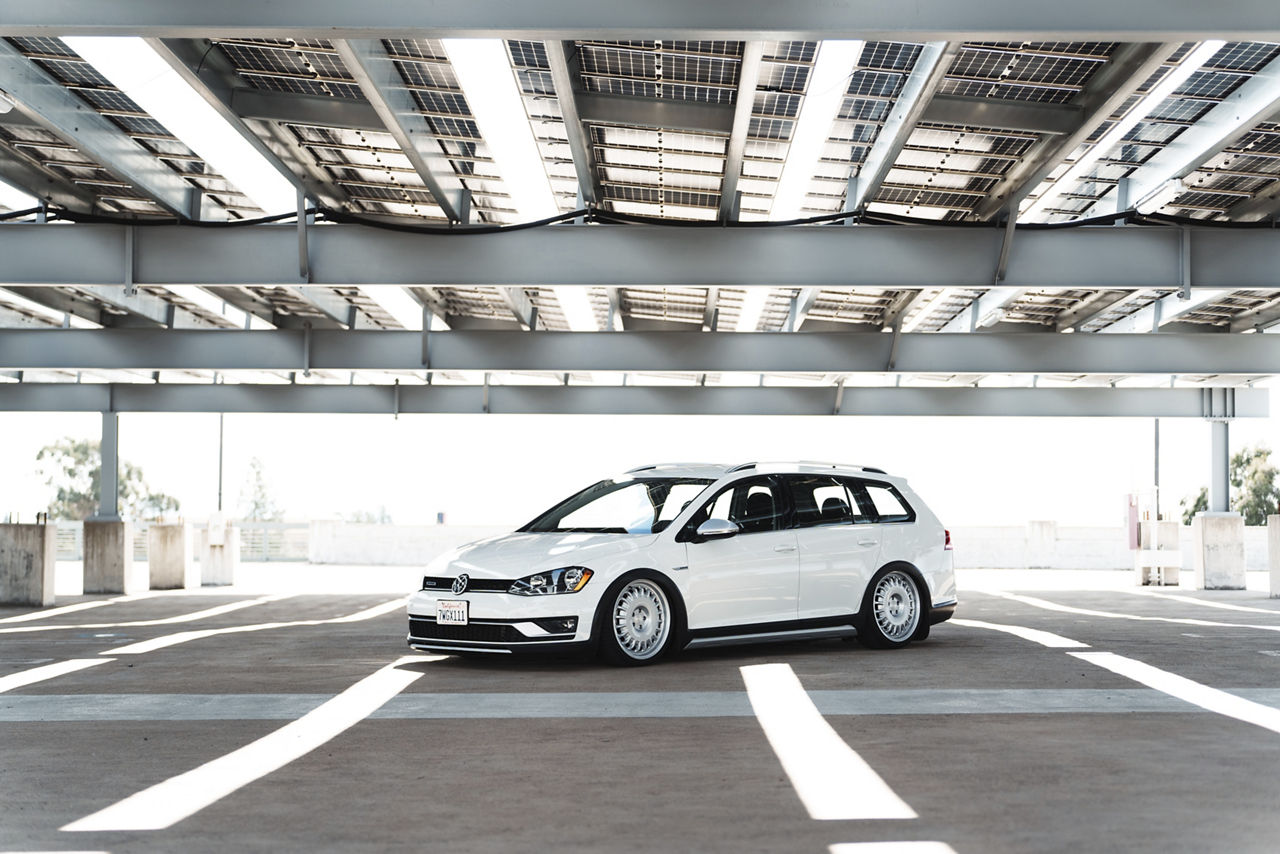 2019 Volkswagen Golf Alltrack - Rotiform PMF - Silver | Wheel Pros